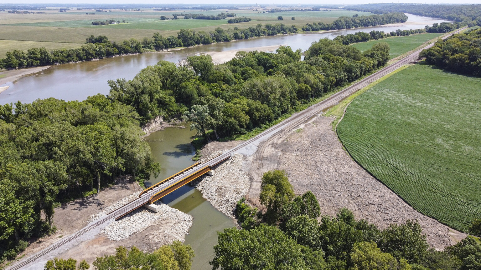 ROCK ISLAND BRIDGE | LG Barcus and Sons