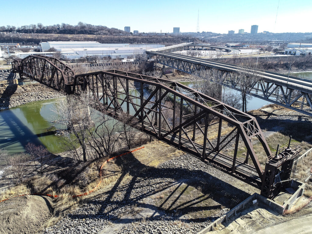 ROCK ISLAND BRIDGE | LG Barcus and Sons